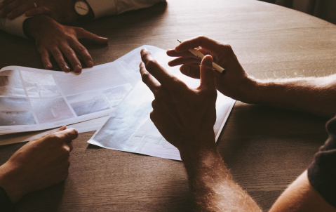 ¿Qué es un reaseguro y qué tipos hay? | Hiscox España